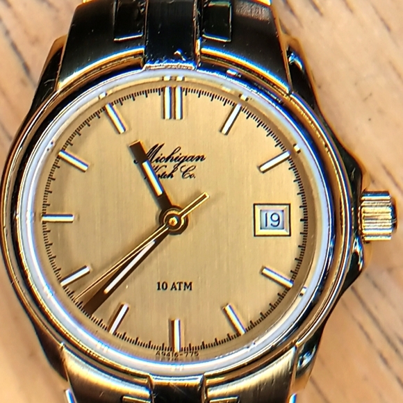 Michigan Watch Co. | Accessories | Michigan Watch Co Ladies Watch Rare ...